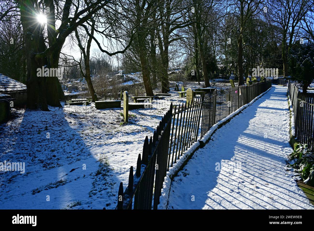 Haworth snow yorkshire winter hi-res stock photography and images - Alamy
