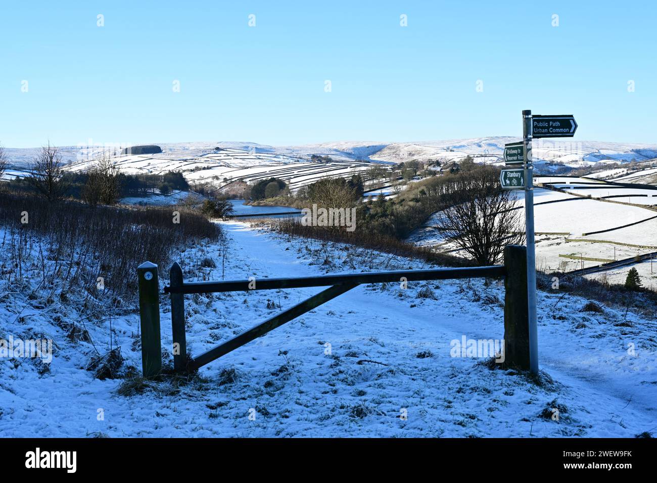 Haworth moor in winter snow, West Yorkshire Stock Photo - Alamy