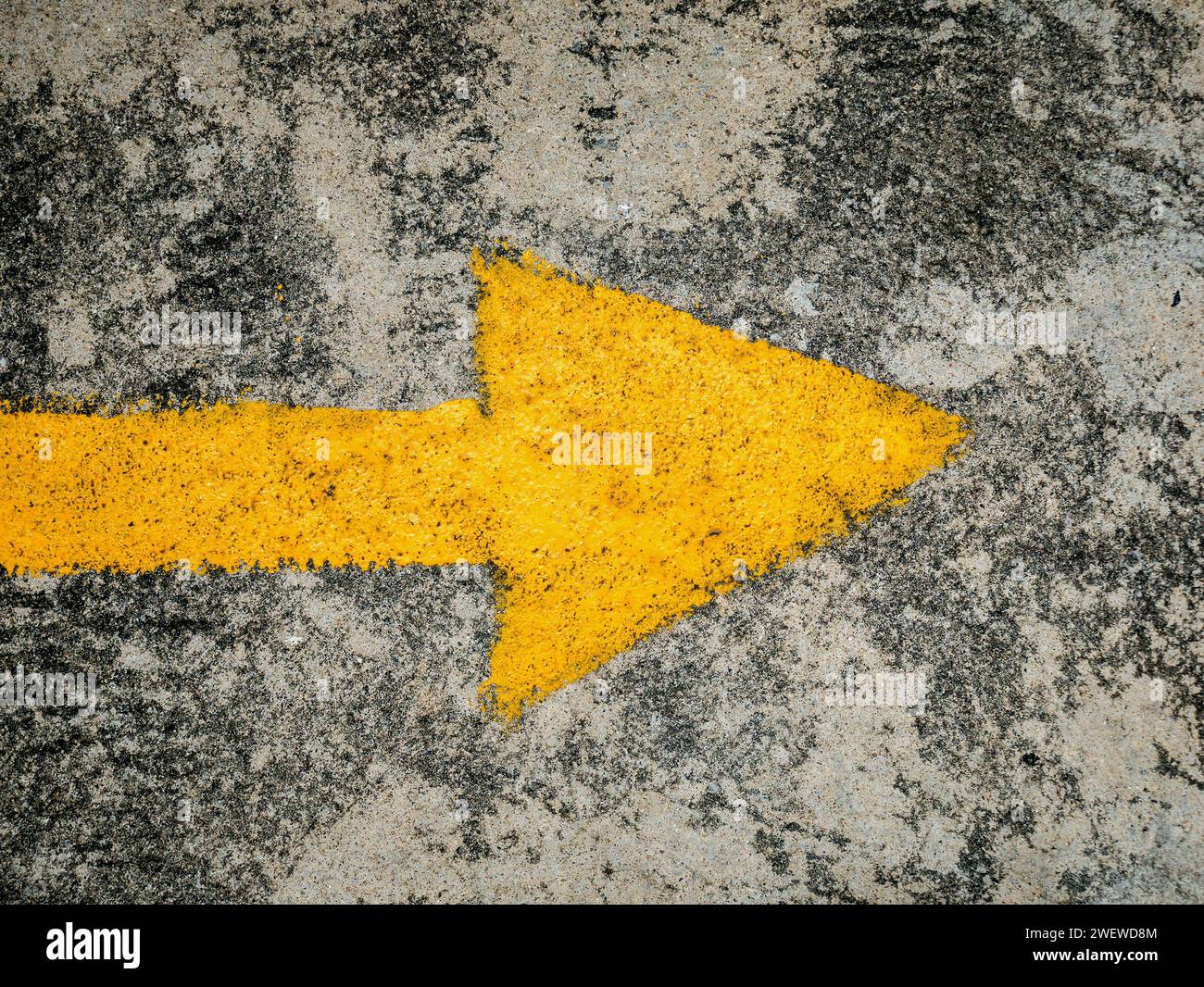 traffic direction arrow on the road, turn right sign Stock Photo - Alamy