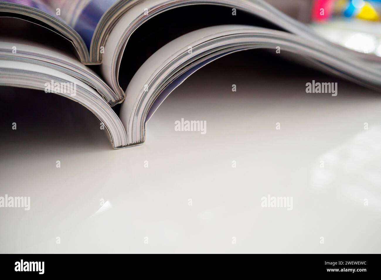 Pile of magazines hi-res stock photography and images - Alamy