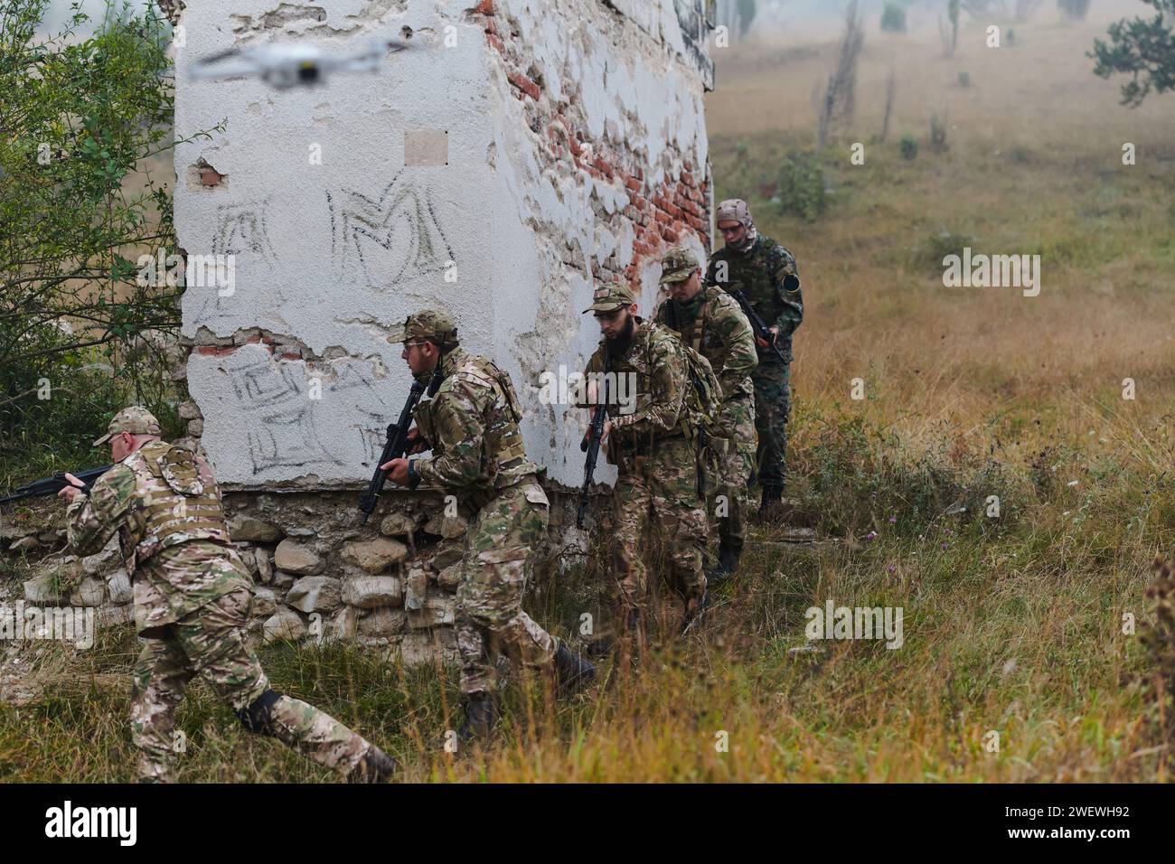 Military breach tactics hi-res stock photography and images - Alamy