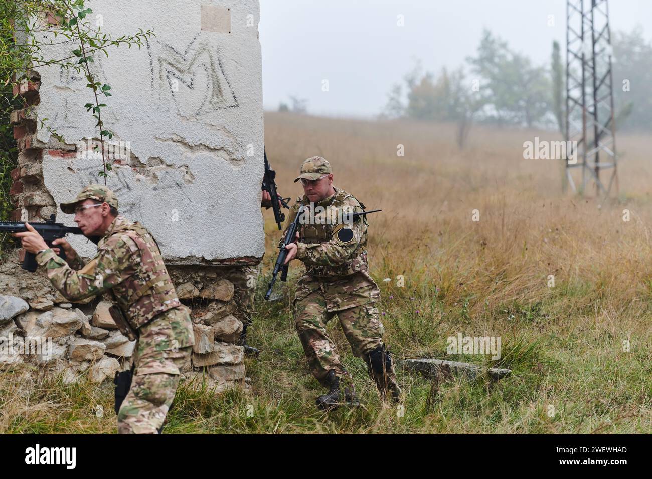 Military breach tactics hi-res stock photography and images - Alamy