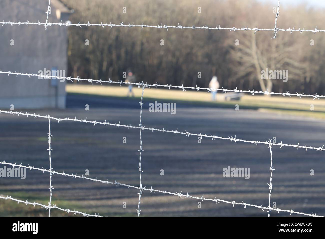 Entrance gate buchenwald concentration camp hi-res stock photography ...