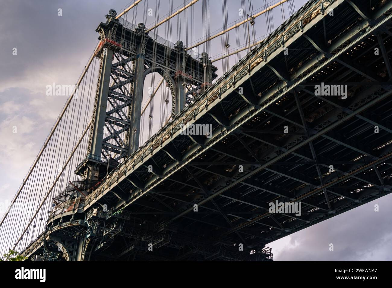 Dumbo neighborhood in brooklyn hi-res stock photography and images - Alamy