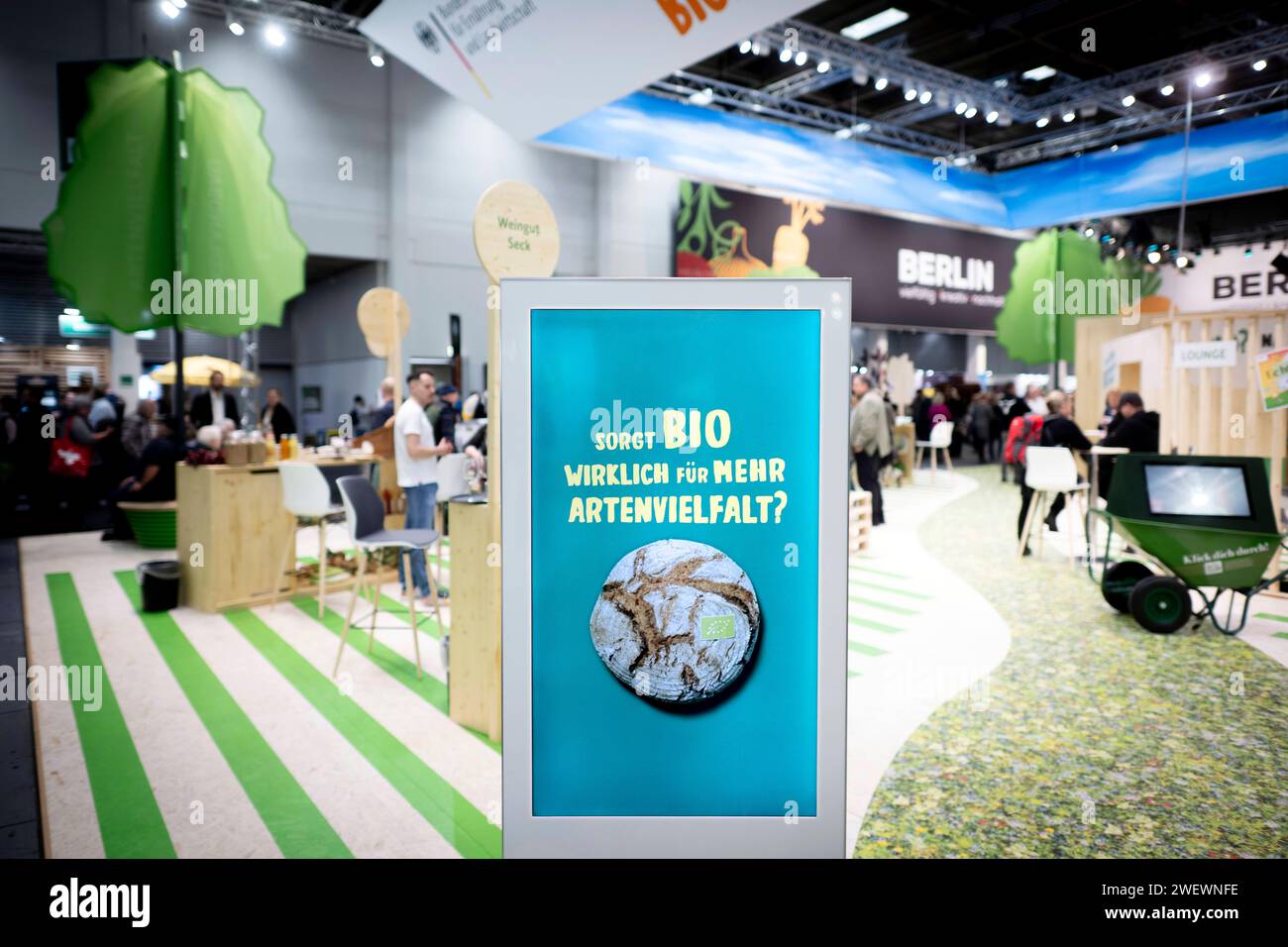 Fai marketing logo hi-res stock photography and images - Alamy