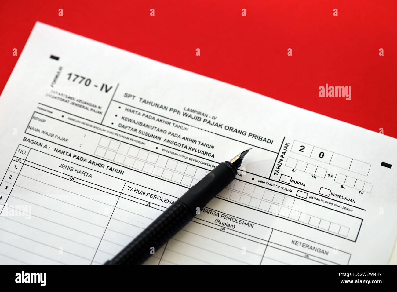 Pembayaran pajak hi-res stock photography and images - Alamy