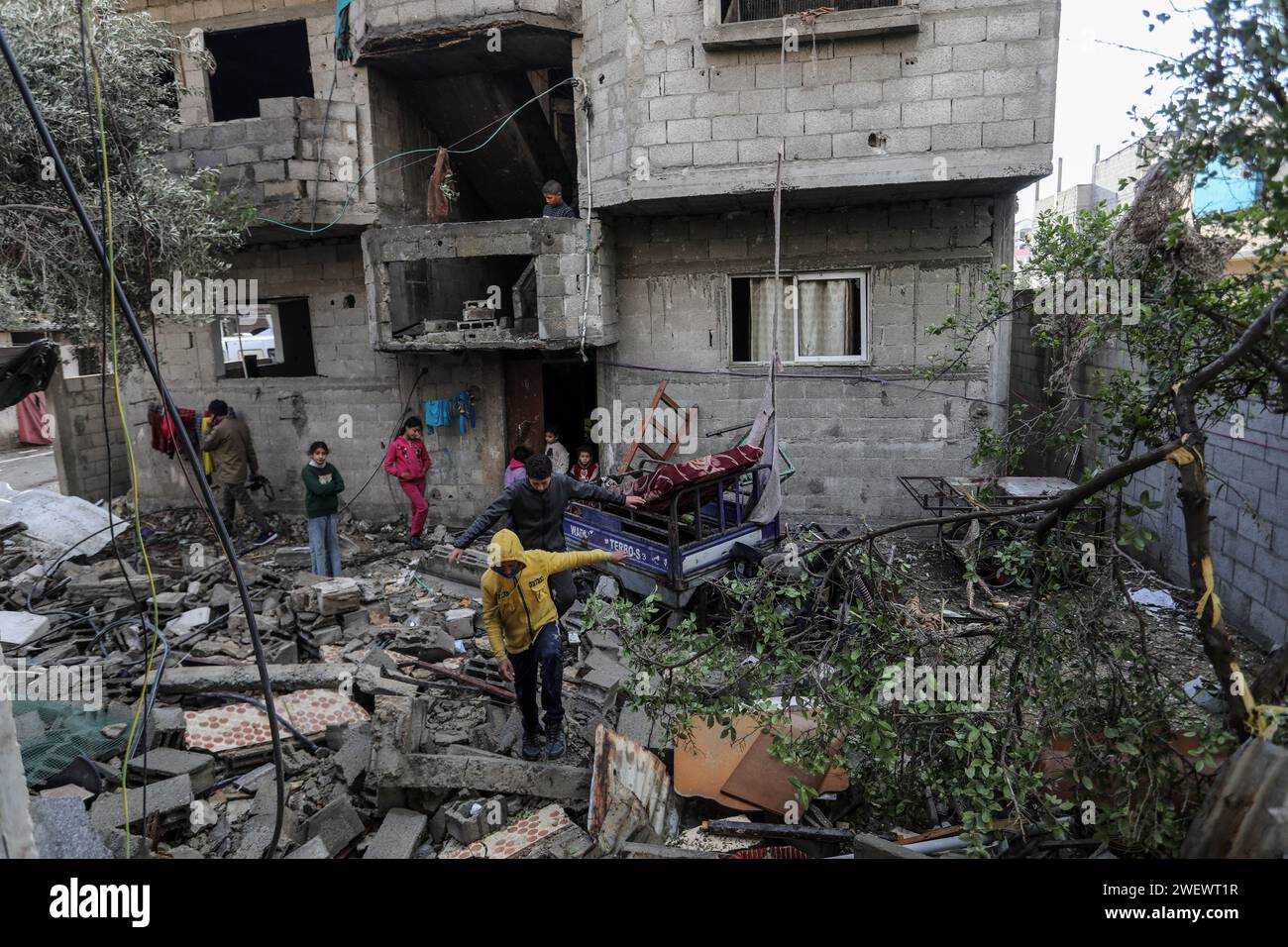 Rafah, Palestinian Territories. 27th Jan, 2024. Palestinians inspect a ...