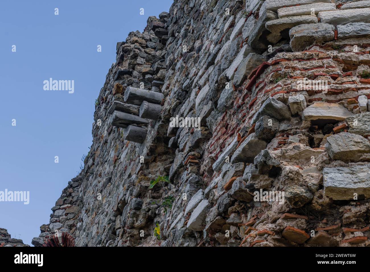 Turkey ruins castle hi-res stock photography and images - Alamy