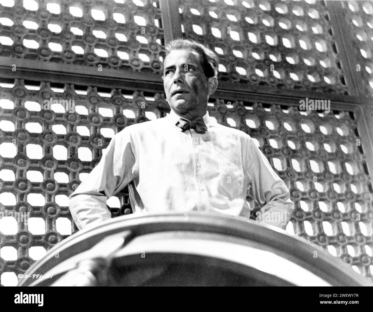 HUMPHREY BOGART in SIROCCO 1951 director CURTIS BERNHARDT novel Joseph Kessel Santana Pictures ...