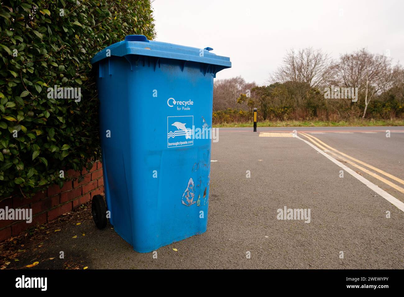 Council bin collection hi-res stock photography and images - Alamy