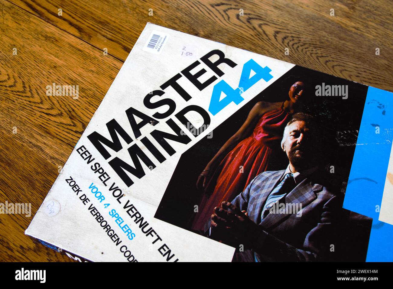 Mastermind 44 strategy code breaking board game. Retro family code ...