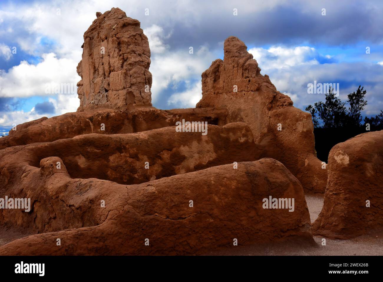 Ancient Casa Grande Ruins National Monument of the Pre-columbian ...