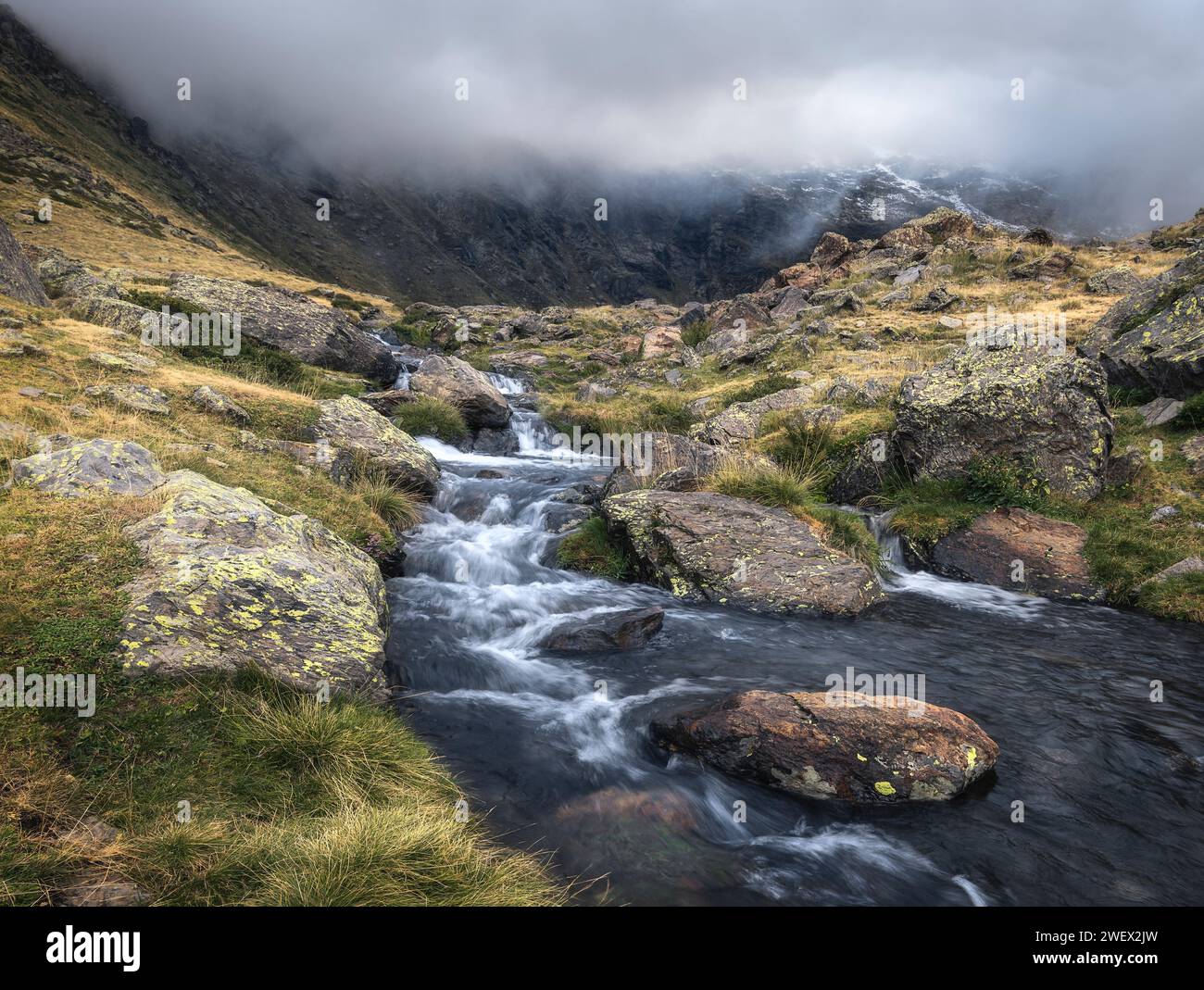 Water streaml hi-res stock photography and images - Alamy
