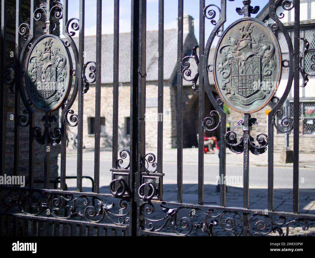 Machynlleth parliament hi-res stock photography and images - Alamy