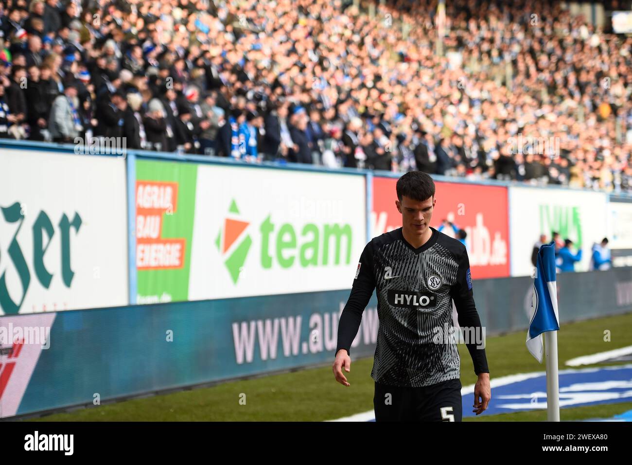 Rostock, Germany. 27th Jan, 2024. Soccer: Bundesliga 2, Hansa Rostock ...