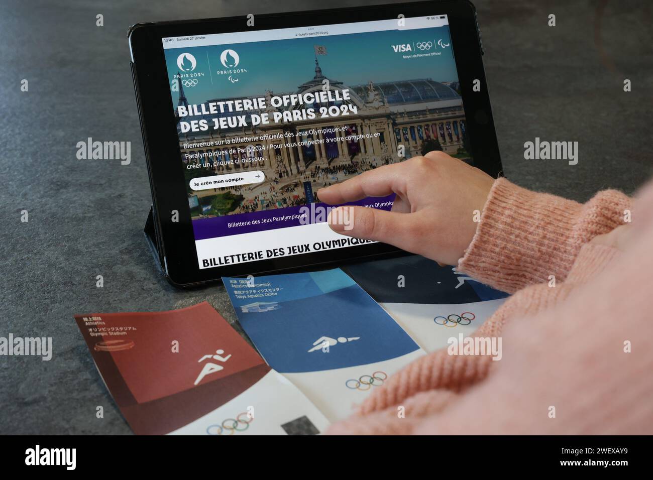 Billets jeux olympiques hi-res stock photography and images - Alamy