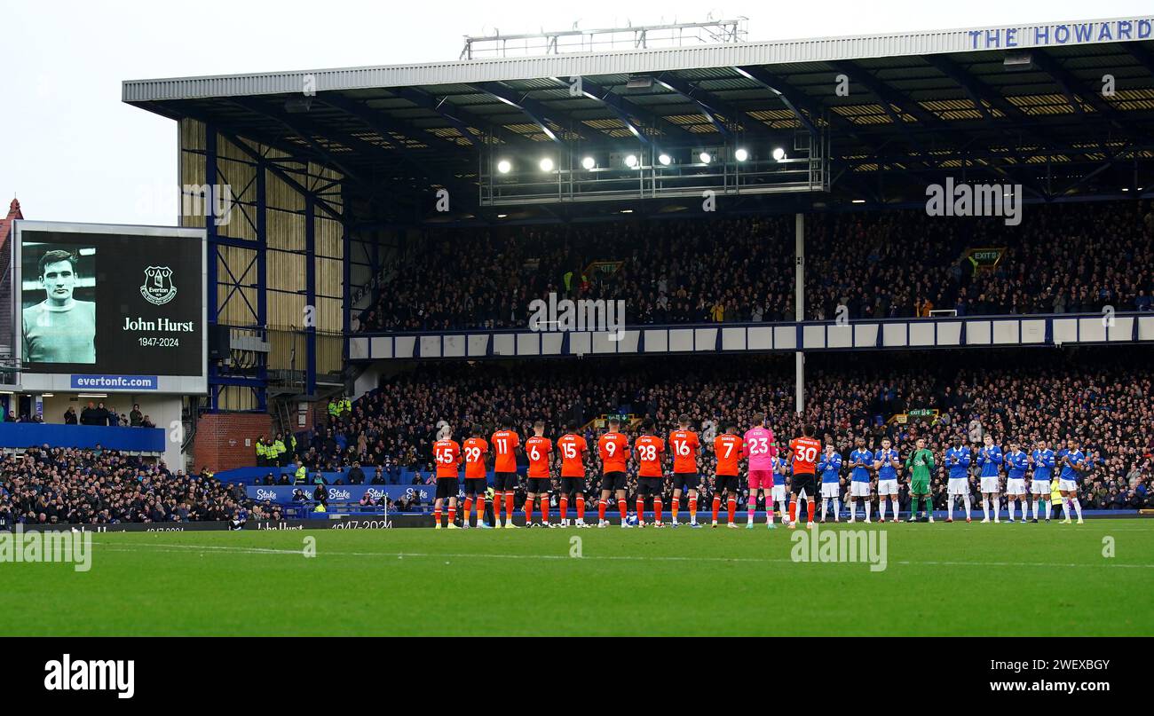 Players observe a minute's applause for John Hurst ahead of the ...