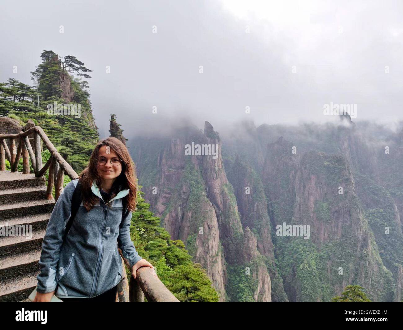 (240127) -- HEFEI, Jan. 27, 2024 (Xinhua) -- Deborah Bret visits ...