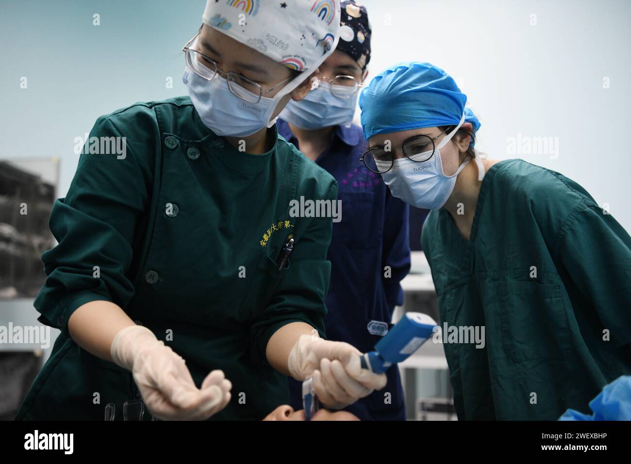 Deep learning techniques hi-res stock photography and images - Alamy