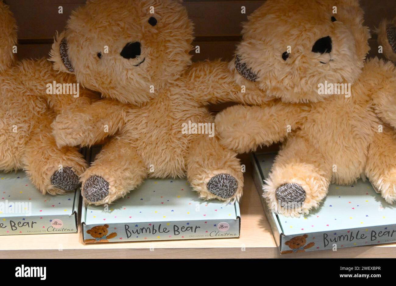 Teddy bears on shelf hi-res stock photography and images - Alamy