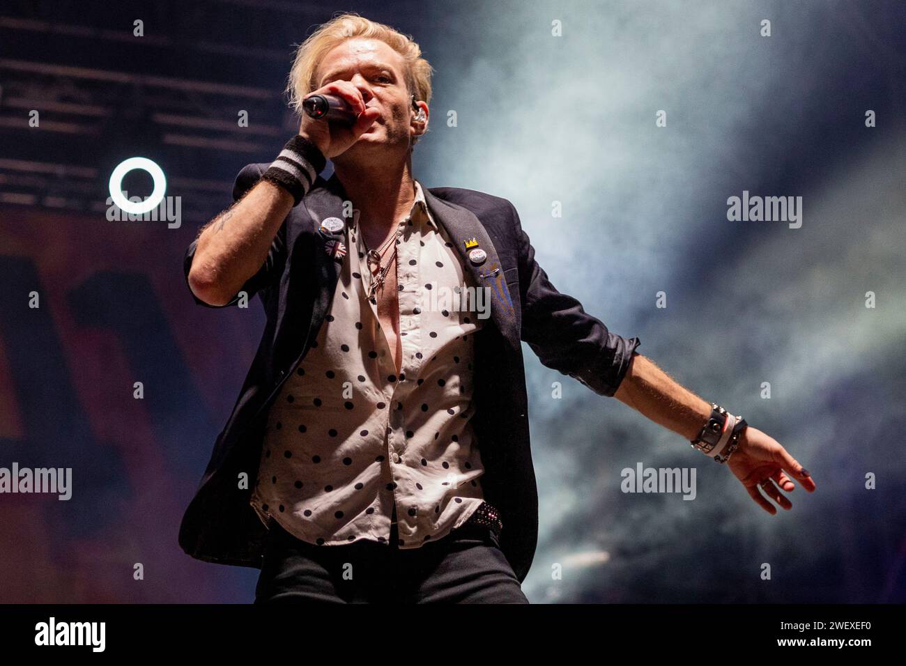 Sum 41 set hi-res stock photography and images - Alamy