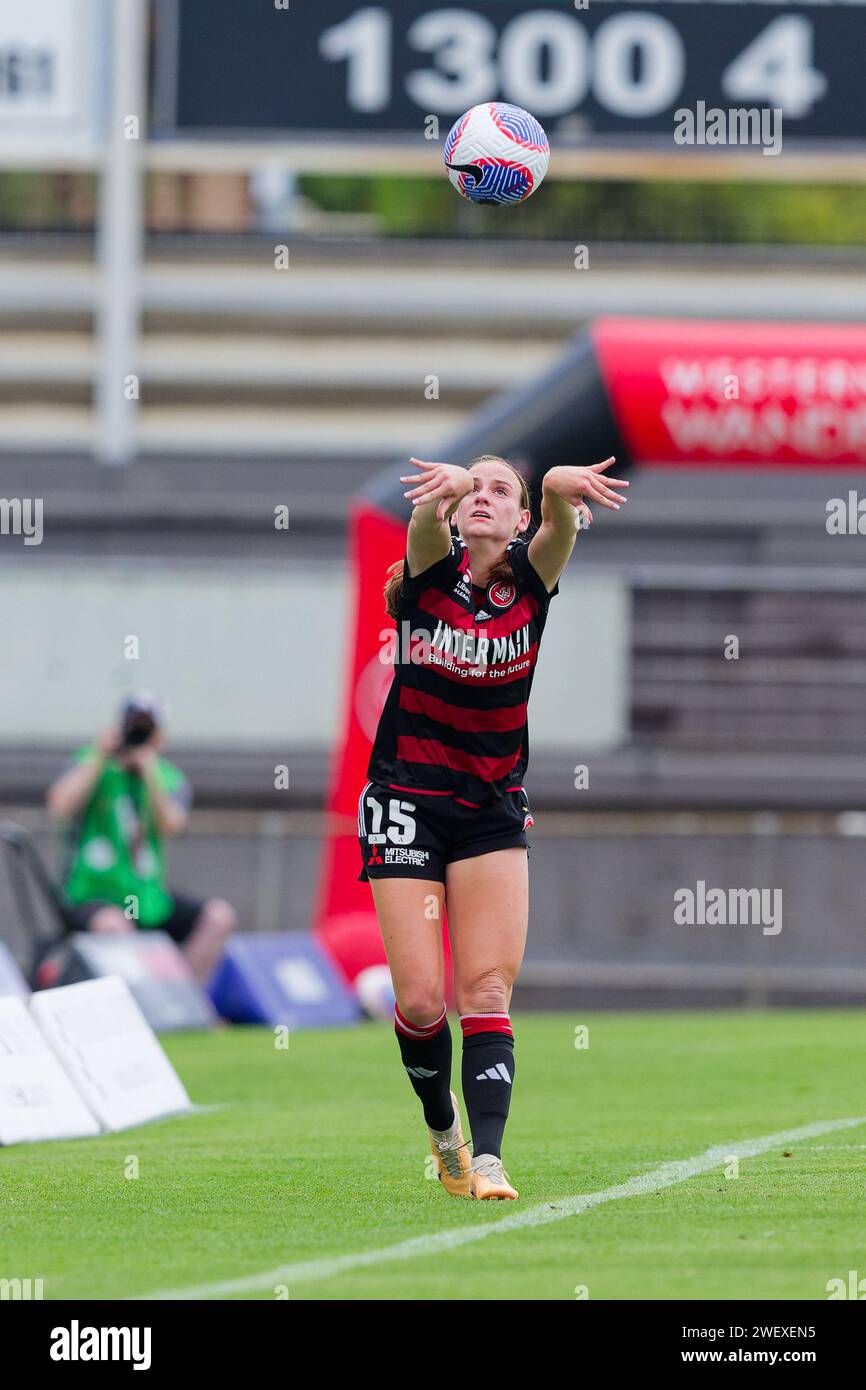 Cushla Rue of the Wanderers throws the ball during the A-League Women ...