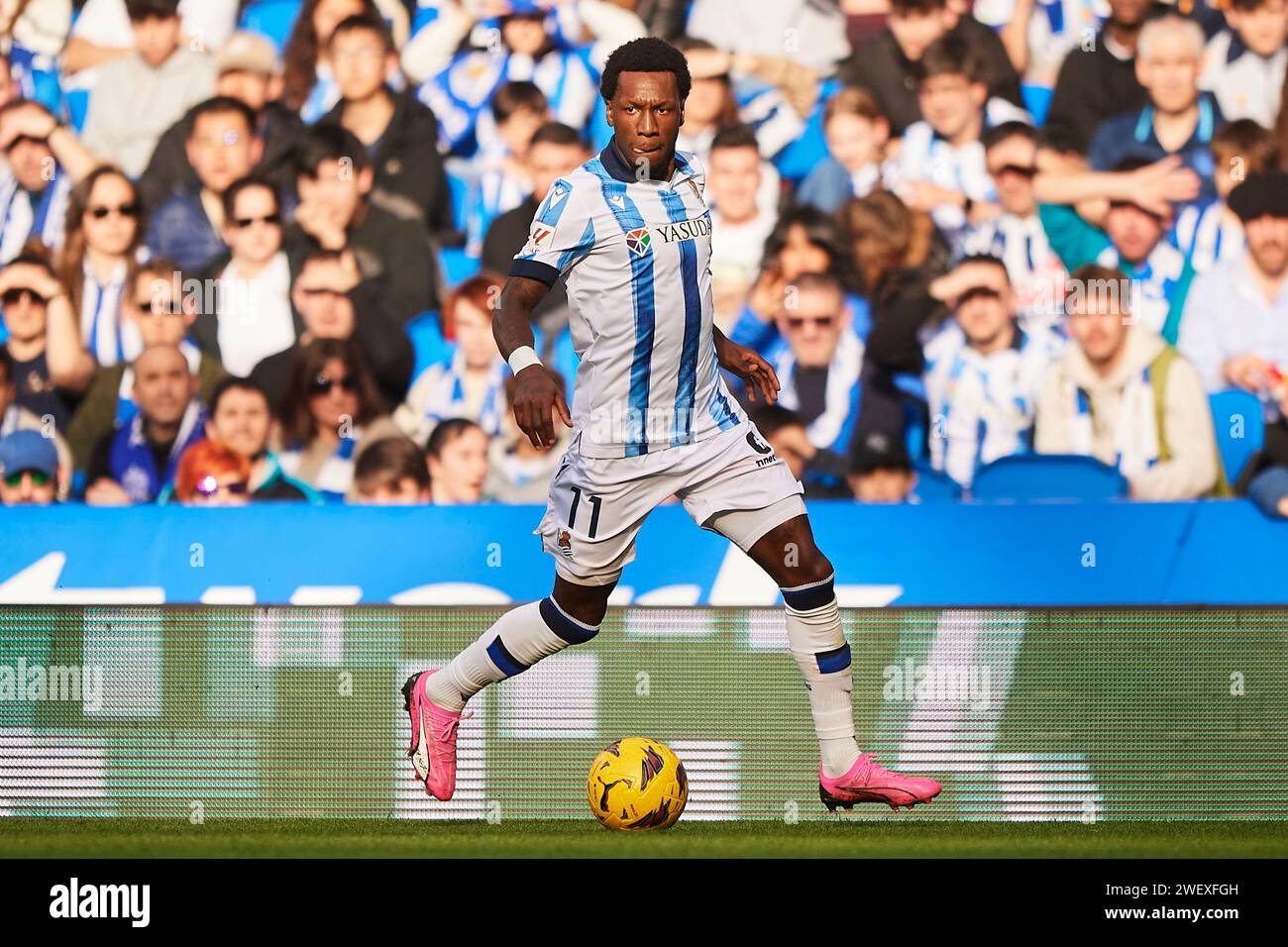 Sheraldo Becker of Real Sociedad in action during the LaLiga EA Sports ...