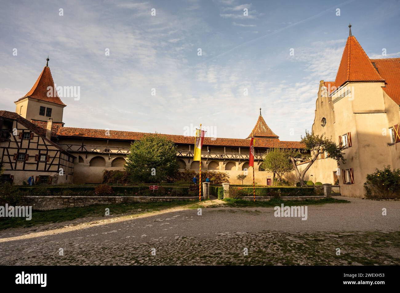 Schloss Harburg Burg Harburg ist eine Höhenburg am südöstlichen Rand ...