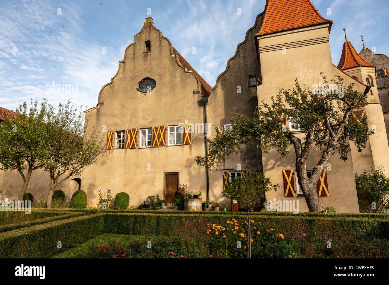 Schloss Harburg Burg Harburg ist eine Höhenburg am südöstlichen Rand ...