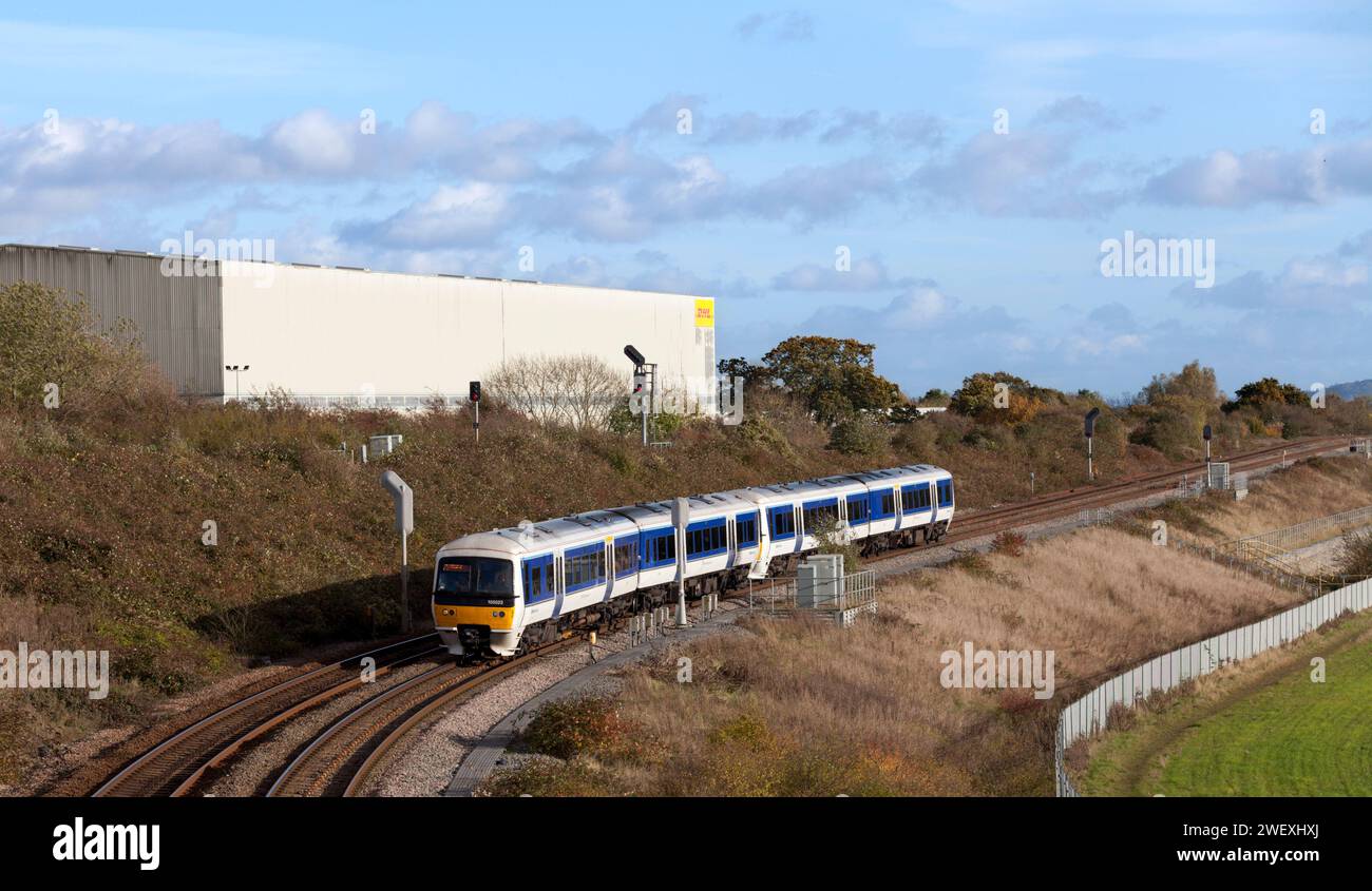 Chiltern Railways class 165 Turbo trains 165009 + 165023 passing ...