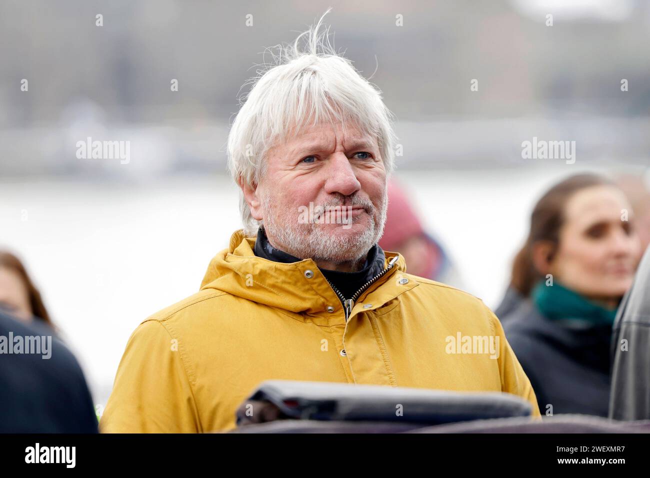 Kabarettist Jürgen Becker bei einer Demonstration des Bündnisses Köln ...