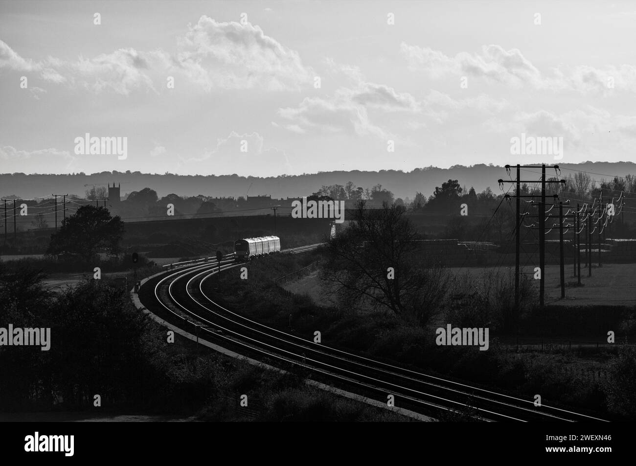 Chiltern Railways class 168 Clubman train passing Charlton-On-Otmoor on ...