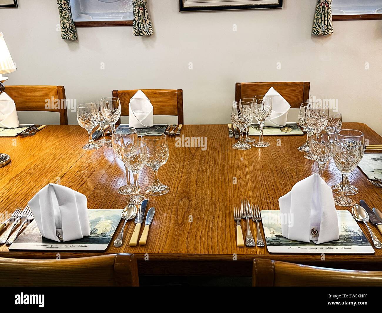 Officers Dining Room Onbard Her Majesty's Yacht Britannia Stock Photo ...