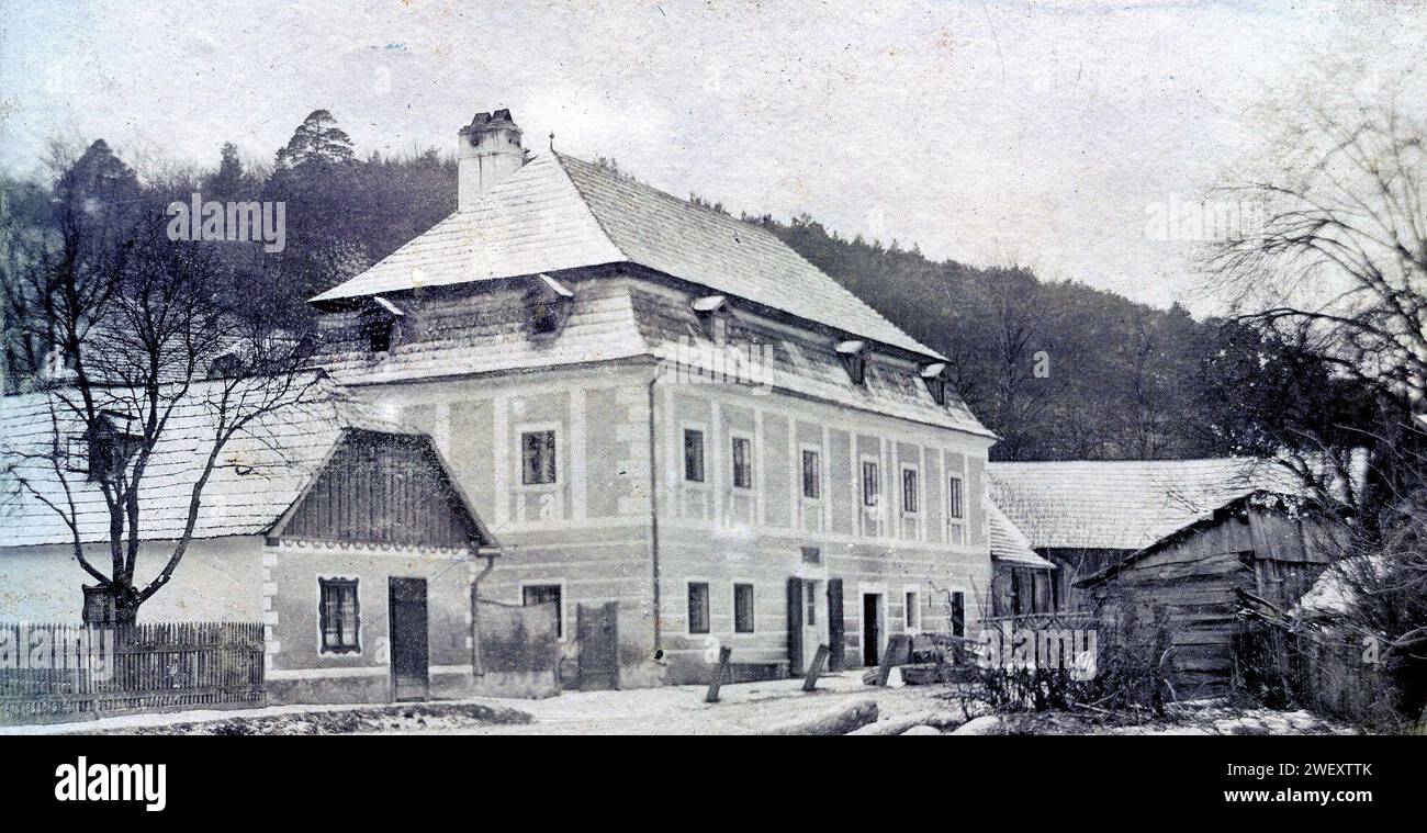 Alte Schmiede - Heiligenkreuz um 1900 Stock Photo - Alamy