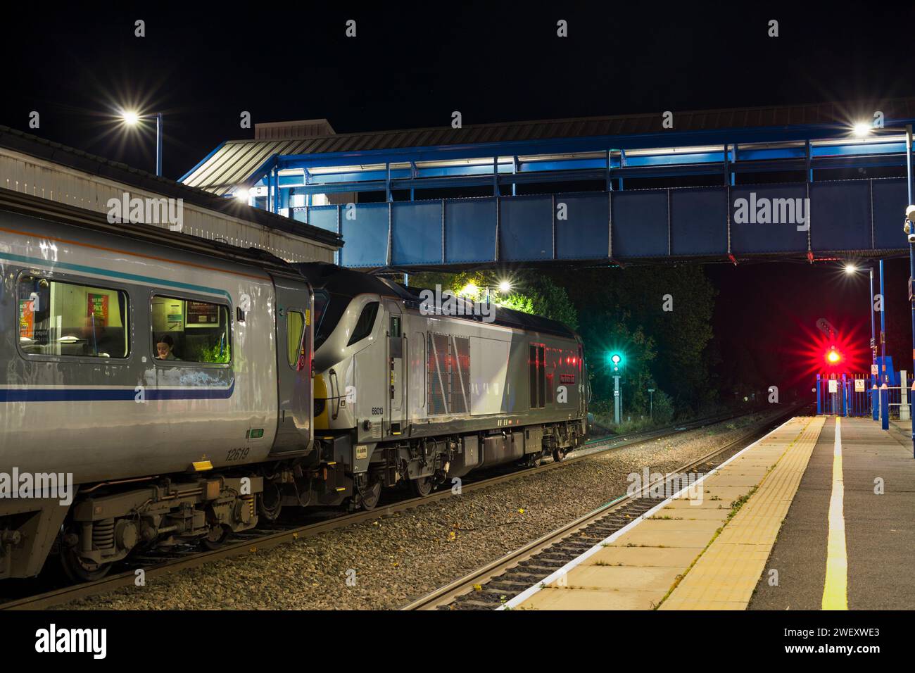 Chiltern railways class 68 locomotive 68013 at Bicester North railway ...