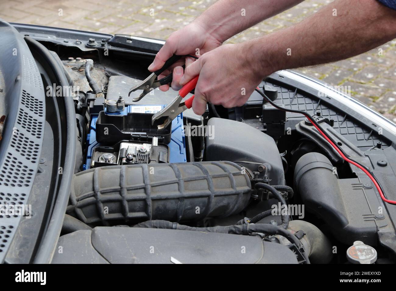 Car battery engine bay hi-res stock photography and images - Alamy