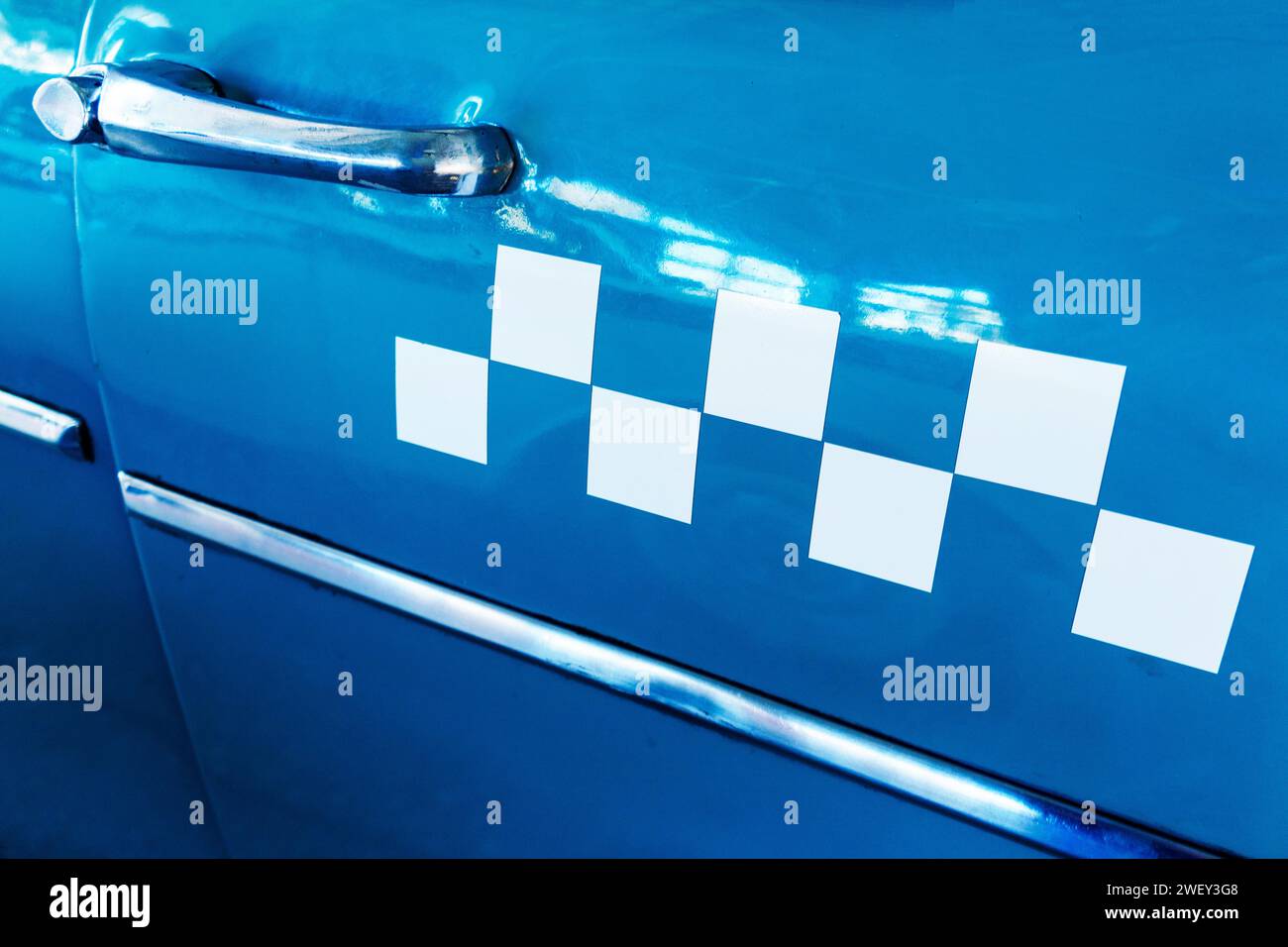 Taxi door sign hi-res stock photography and images - Alamy