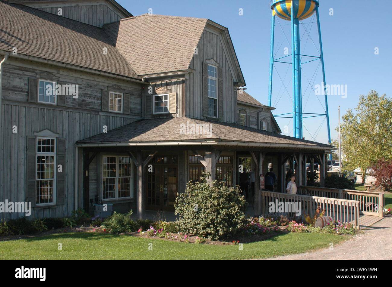 Amish Country Byway - Wendall August Forge Stock Photo - Alamy