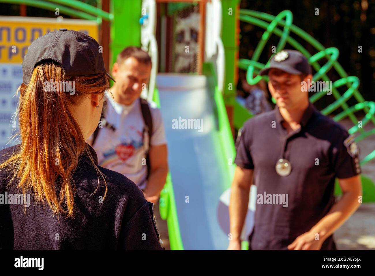 The police officers. cops, policemen. Detention of the criminal by ...