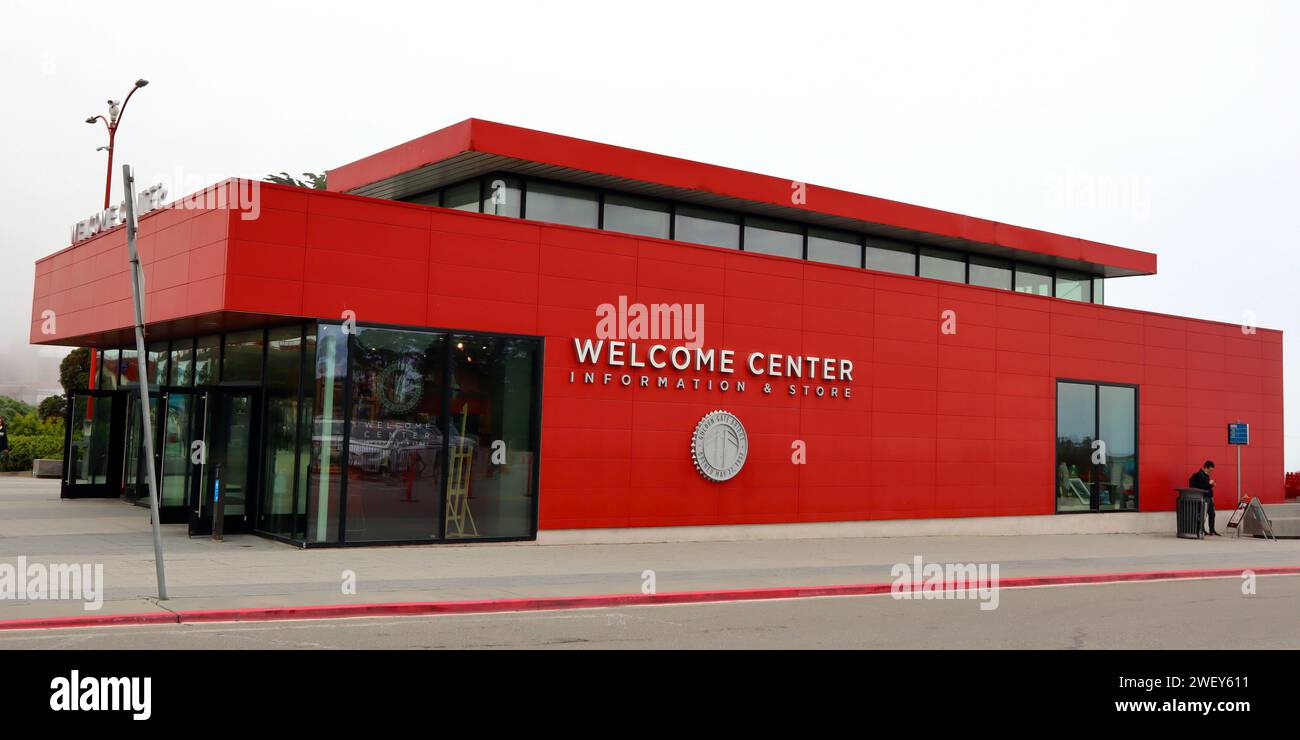 Golden gate welcome center hi-res stock photography and images - Alamy