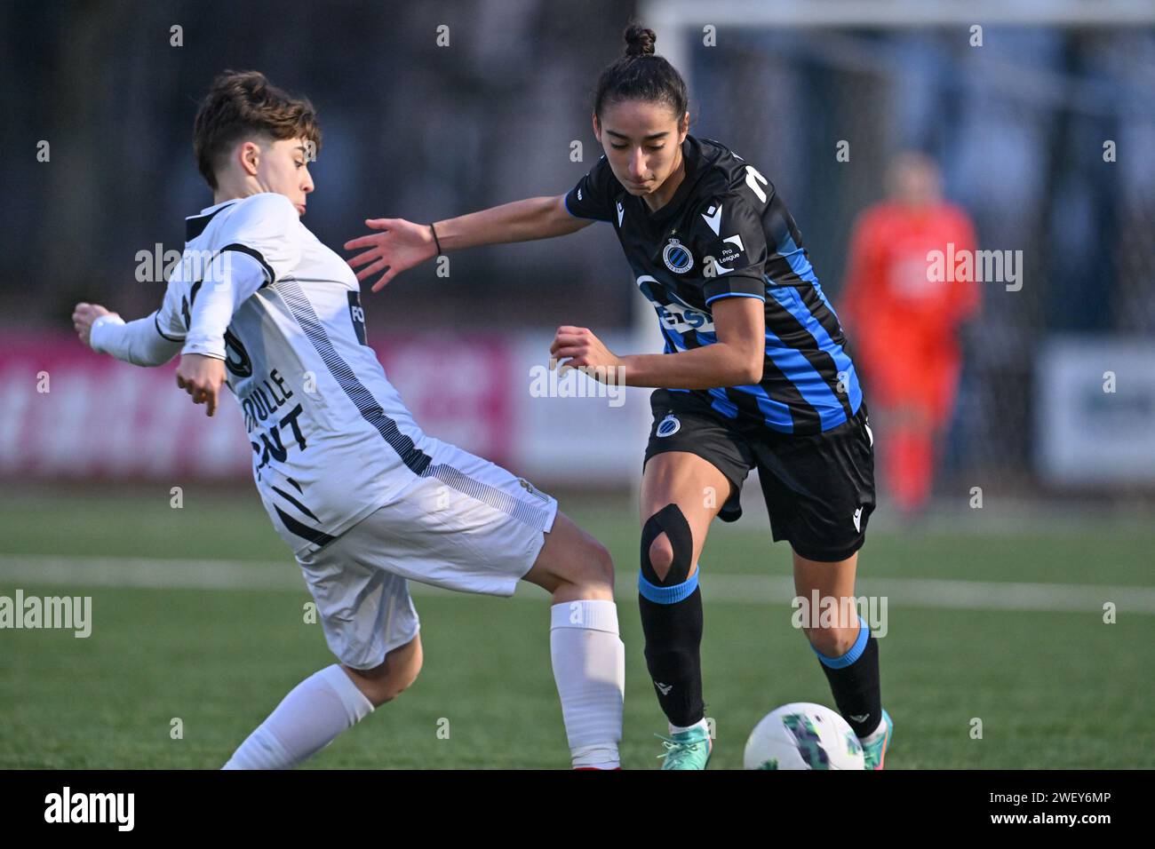 Knokke, Belgium. 27th Jan, 2024. Romane Jadoulle (19) of Charleroi pictured in a duel with Rania ...