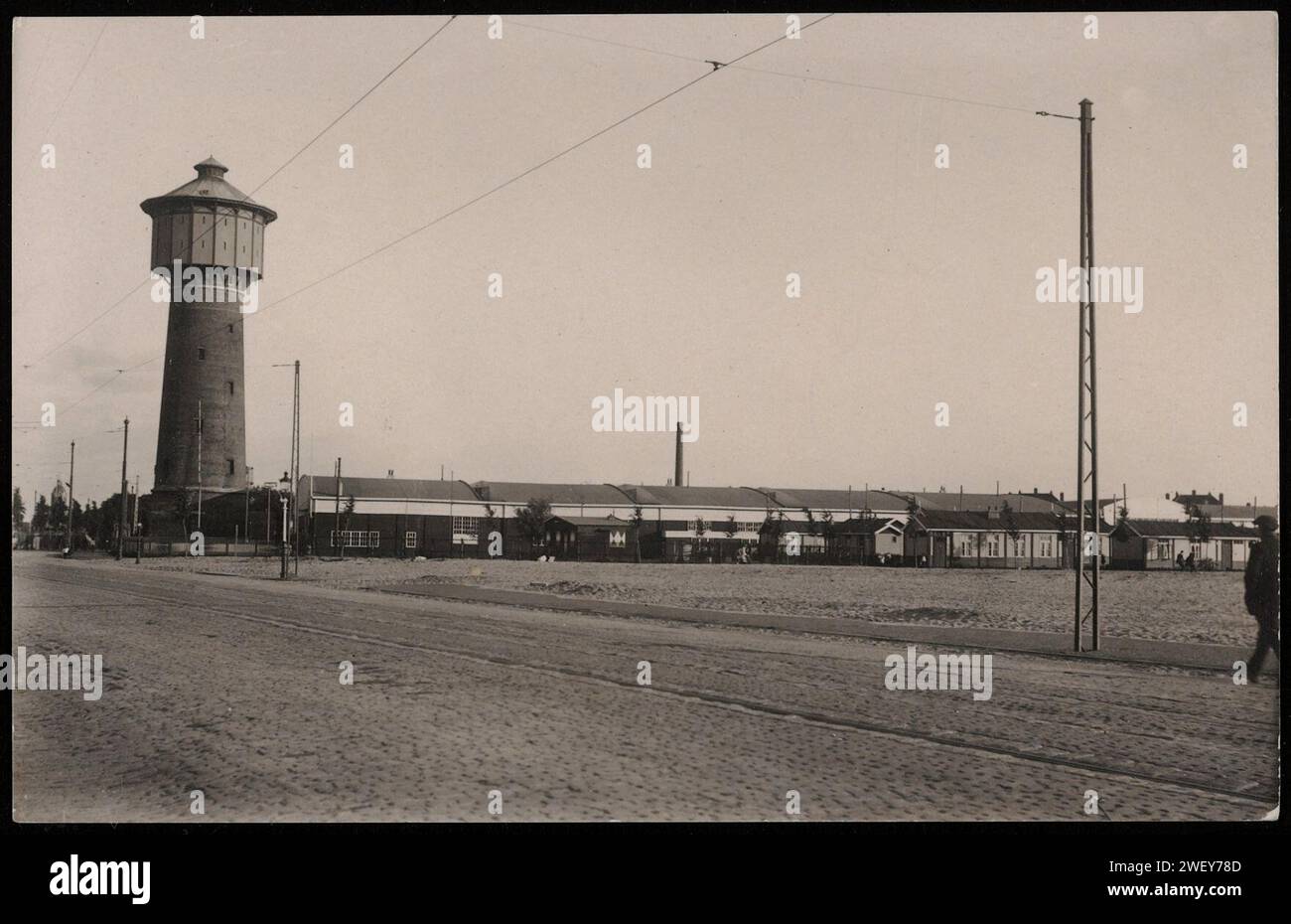 Amsteldijk, Watertoren en de noodwoningen van Amsteldorp die weer ...