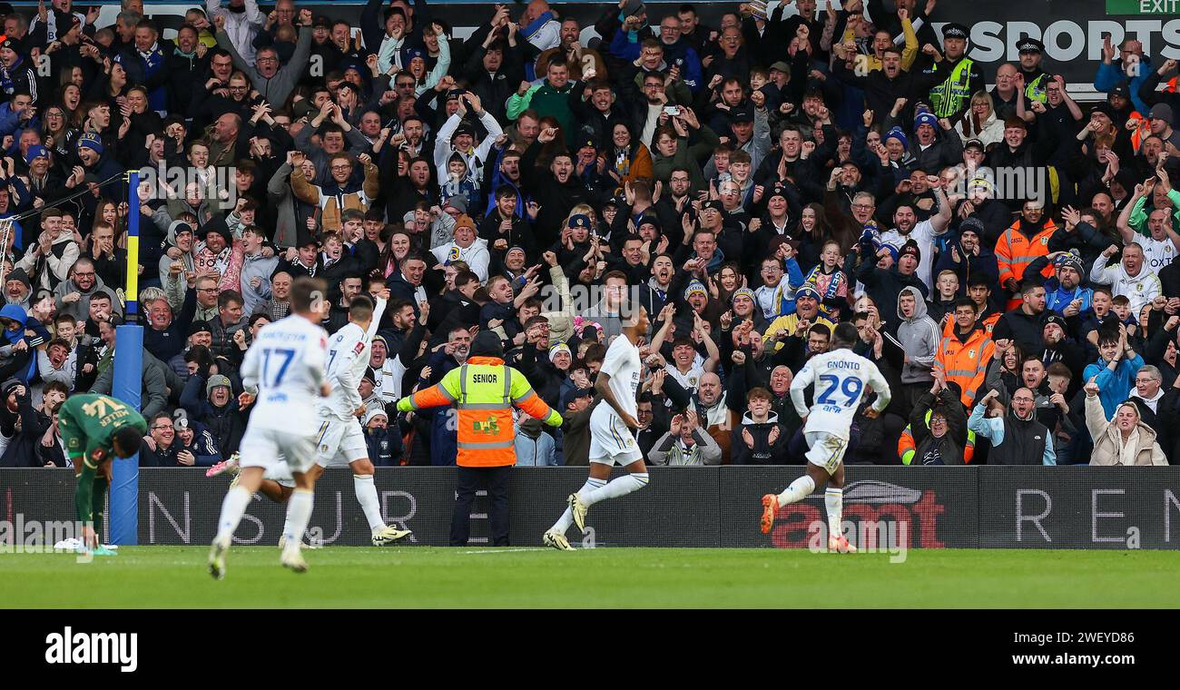 Jaidon Anthony of Leeds United scores to make it 1-0 during the ...