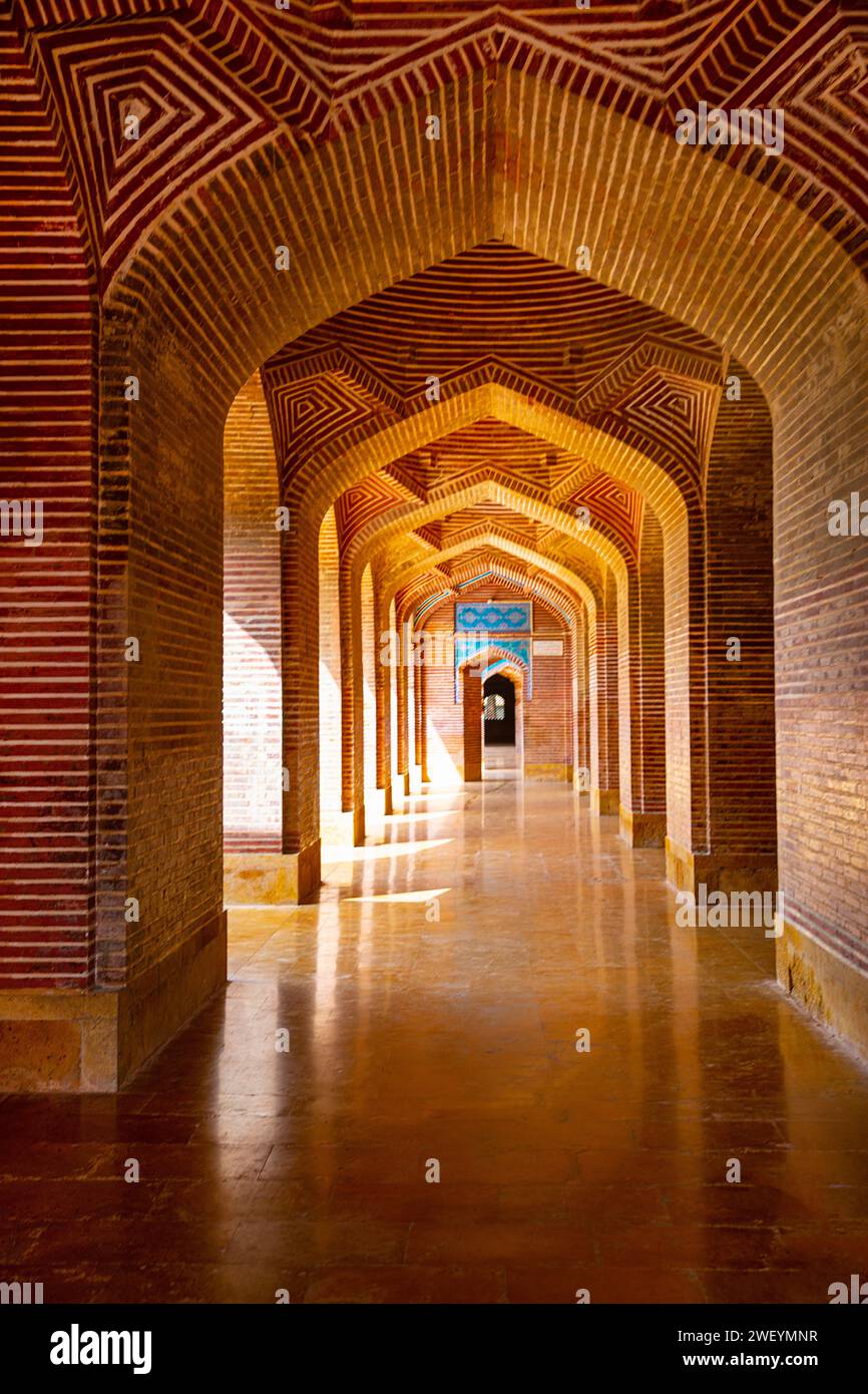 Beautiful arch entryway in Shah Jahan Mosque in Thatta, Pakistan. Also ...