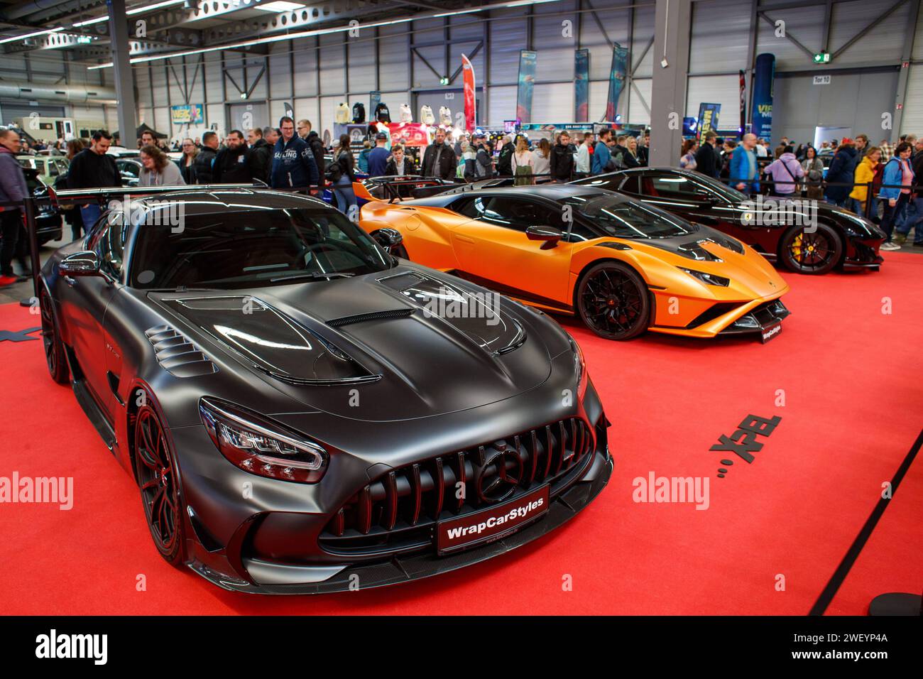 Automobilmesse Erfurt 2024 lockt tausende Besucher an - tolle ...
