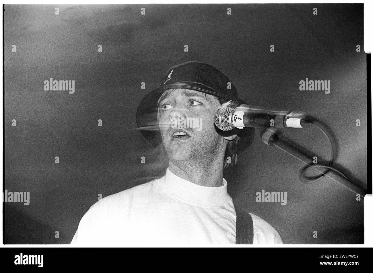 MANSUN, EARLY TOUR, 1996: INFO: Paul Draper of rock band Mansun on tour ...