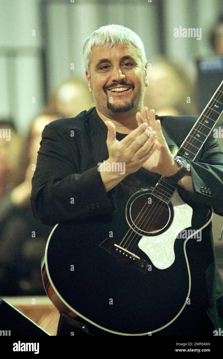 Pino daniele 1999 hi-res stock photography and images - Alamy