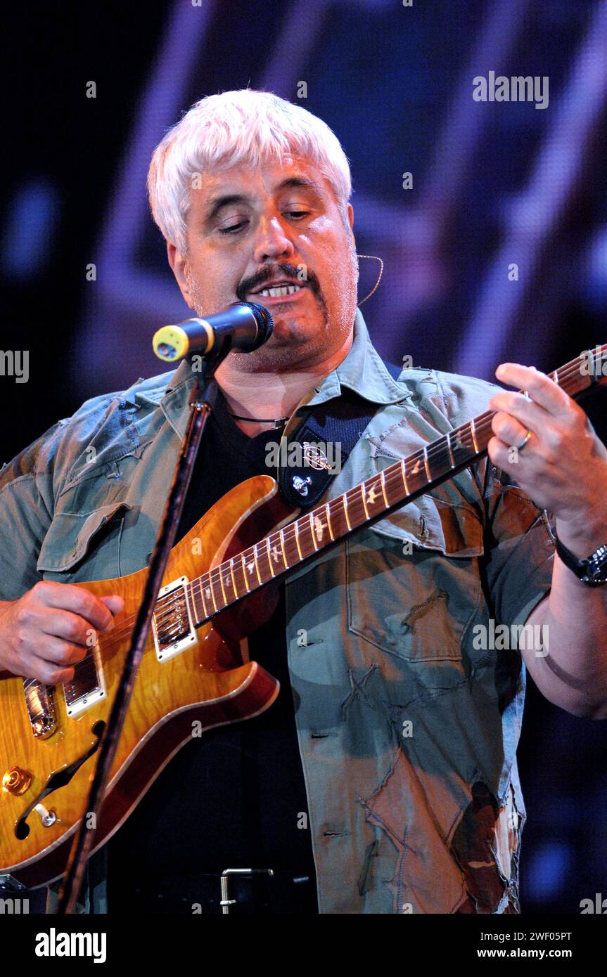 Pino daniele immagini hi-res stock photography and images - Alamy