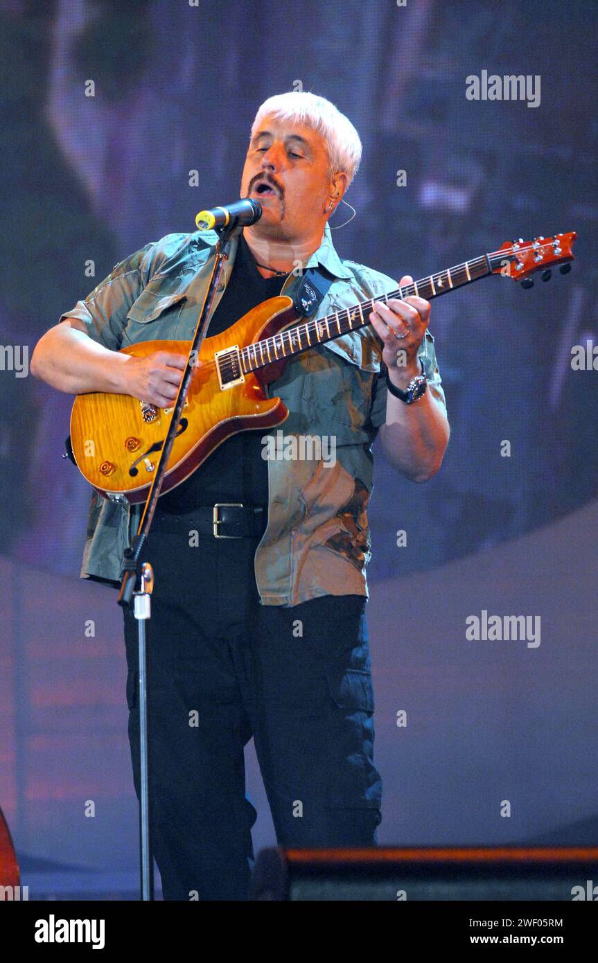 Pino daniele immagini hi-res stock photography and images - Alamy