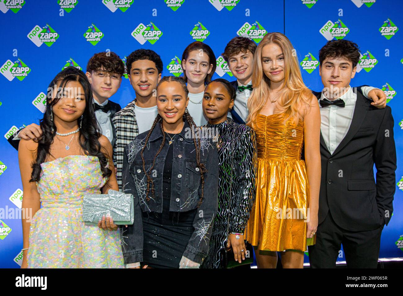 HILVERSUM - The cast of Brugklas on the red carpet prior to the presentation of the NPO Zapp ...